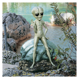 Roswell The Alien With Spacecraft Statue - Eclectic - Garden Statues ...
