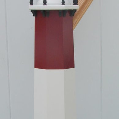 Simple Newel Post - Photos & Ideas | Houzz