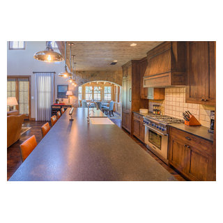 Booth Ranch Texas - Rustic - Kitchen - Austin - by Hearthstone Inc | Houzz