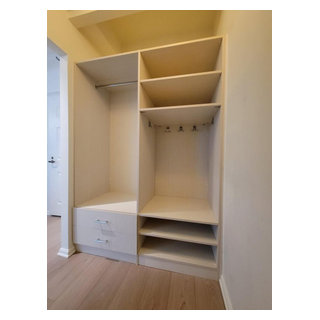 Closet Transformation: Creating a Stylish Small Beige Walk-In - Closet ...