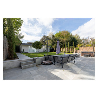 Large modern garden with garden annex and gym - Modern - Landscape ...