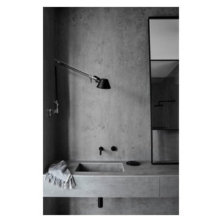 Pool Pavilion by Studio Griffiths - Contemporary - Bathroom - Sydney ...