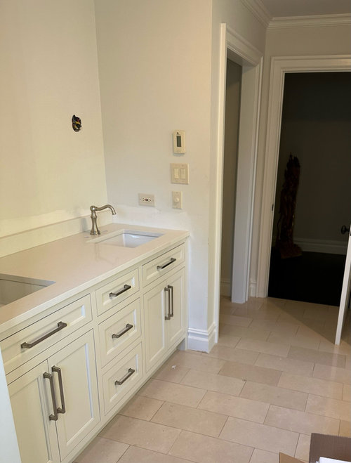 Countertop too white for cabinet