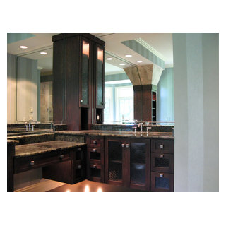 Bathroom Design & Remodels - Chicago - by Rust & Martin | Houzz