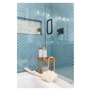 Maple Grove Ensuite Bathroom - Beach Style - Bathroom - Minneapolis ...