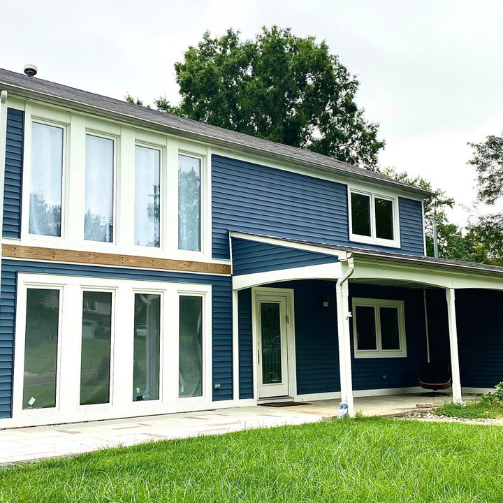 75 Blue Vinyl Exterior Home Ideas You'll Love - March, 2025 | Houzz