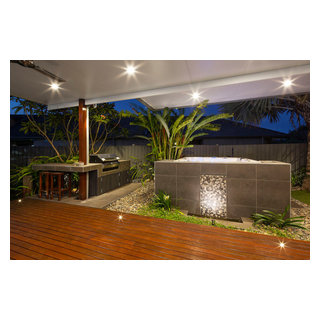 Tropical Garden Oasis - Tropical - Landscape - Sunshine Coast - by ...