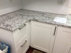 Anyone have pics of Himalayan Moon Ceasarstone Quartz?