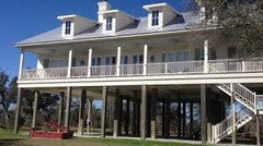 Building a new house on pilings