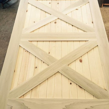 Cross Buck Door - Photos & Ideas | Houzz