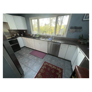 Modern Kitchen Remodel Done in a Classic White Color - Modern - Kitchen ...