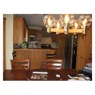 Modern Kitchen - Toronto - by Lisa Sandham Interior Design | Houzz