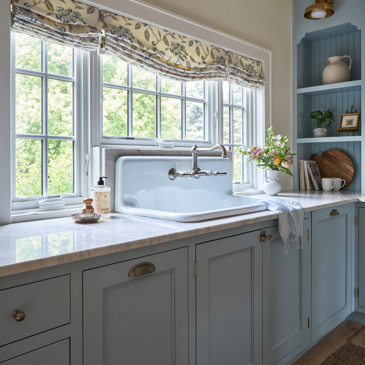 75 Beautiful Traditional Grey Kitchen Ideas & Designs - June 2025 ...