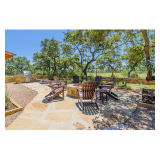 Booth Ranch Texas - Rustikal - Patio - Austin - von Hearthstone Inc | Houzz