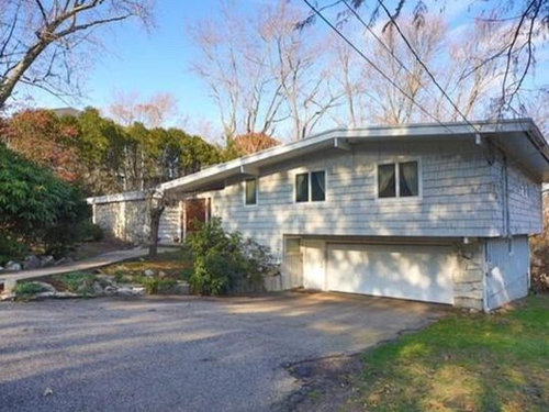 What siding would you use for this mid-century modern split level?