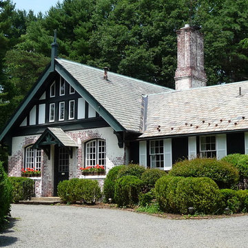 75 Beautiful Brick Farmhouse Pictures & Ideas | Houzz