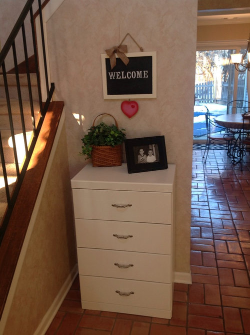 Help styling entryway chest!