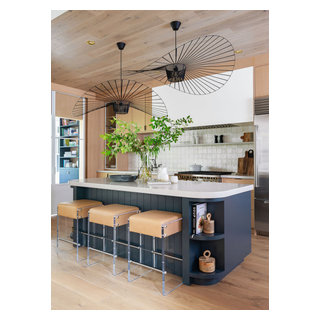 Natural Rift-Cut White Oak Modern Kitchen with Curvy Paneled Navy-Blue ...