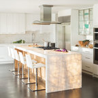 Cristallo Quarztite Backlit Countertop - Contemporary - Kitchen - Miami ...