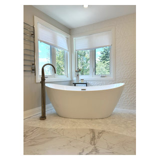 Large Ensuite with Stepless Shower - Transitional - Bathroom - Toronto ...