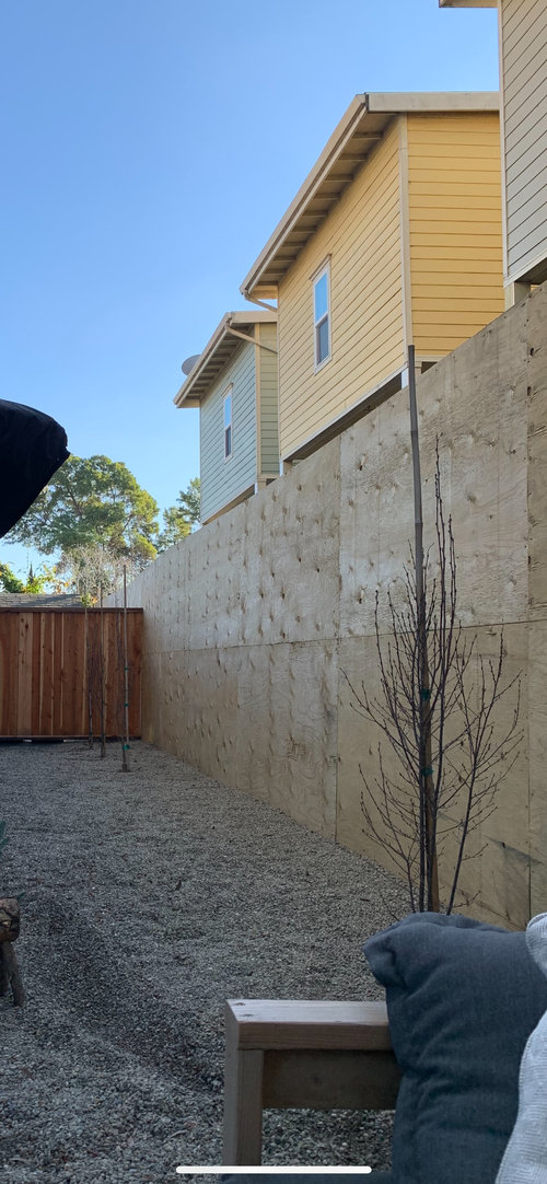 Adding horizontal slats to plywood fence