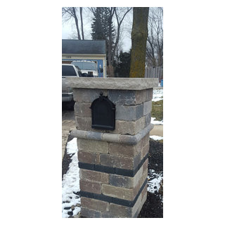 Mailboxes - Modern - Chicago - by Fox Valley Hardscapes | Houzz