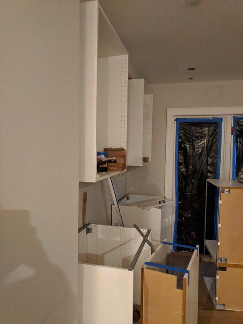 Upper cabinets stick out past wall chimney bump out | Houzz Forum