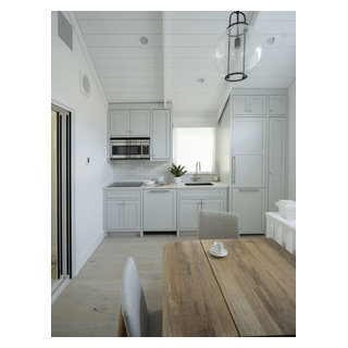 Waterfront Recording Cottage - Beach Style - Home Theater - New York ...