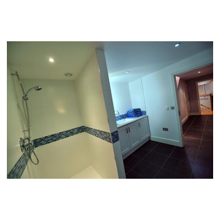 The Sea House, Porth, Cornwall - Contemporary - Pool - Cornwall - by ...