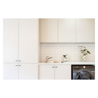 Self contained Studio/Garage/Laundry - Contemporary - Laundry Room ...