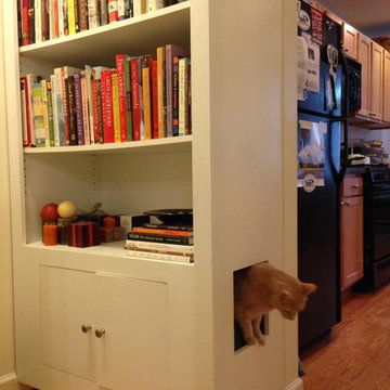 Built In Litter Box - Photos & Ideas | Houzz