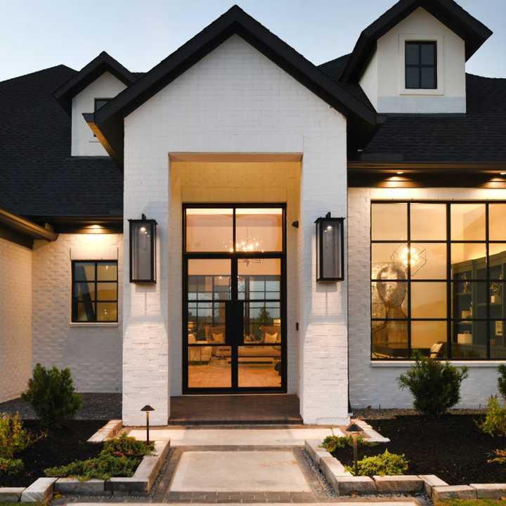 75 Painted Brick Exterior Home Ideas You'll Love - October, 2025 | Houzz