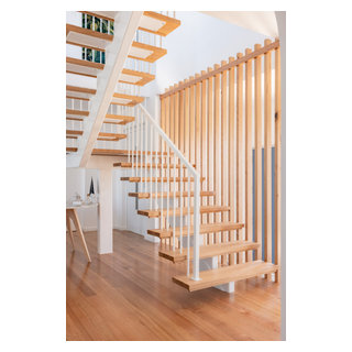 holly - Beach Style - Staircase - Geelong - by Coastyle Building ...