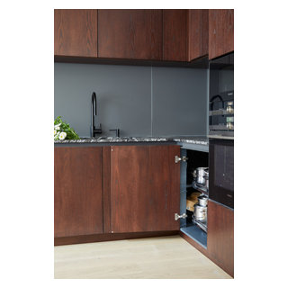 Hammersmith Kitchen - Contemporary - Kitchen - London - by piqu | Houzz