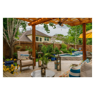 Harrell Family - Farmhouse - Pool - Houston - by Richard's Total ...