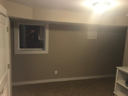 Help ! Hideous area as you come downstairs.