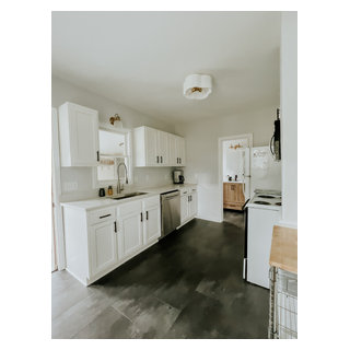 Canary Cottage Beach Rental - Transitional - Kitchen - Detroit - by ...