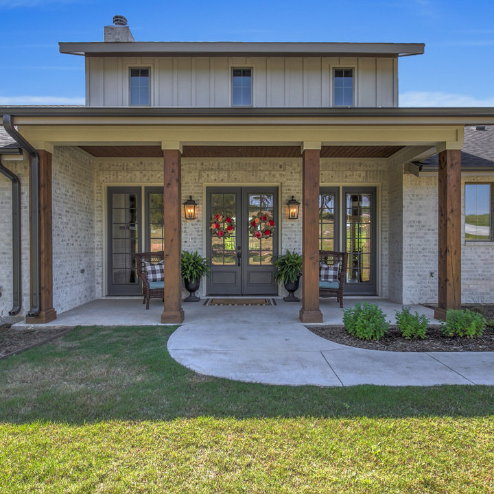 75 Beautiful Brick Farmhouse Pictures & Ideas | Houzz