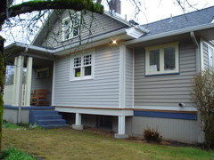 2nd Floor Master Bedroom Bump-Out Supported by Exterior Deck Posts ...
