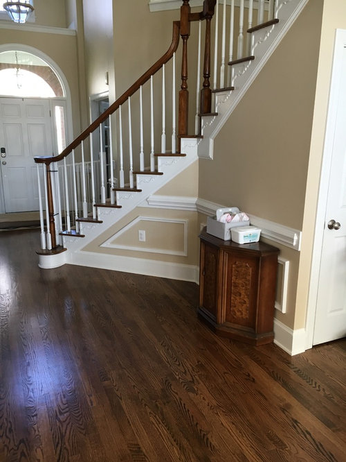 Help to decorate open entry way area