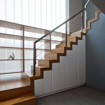 Apartment Building Staircase - Photos & Ideas | Houzz