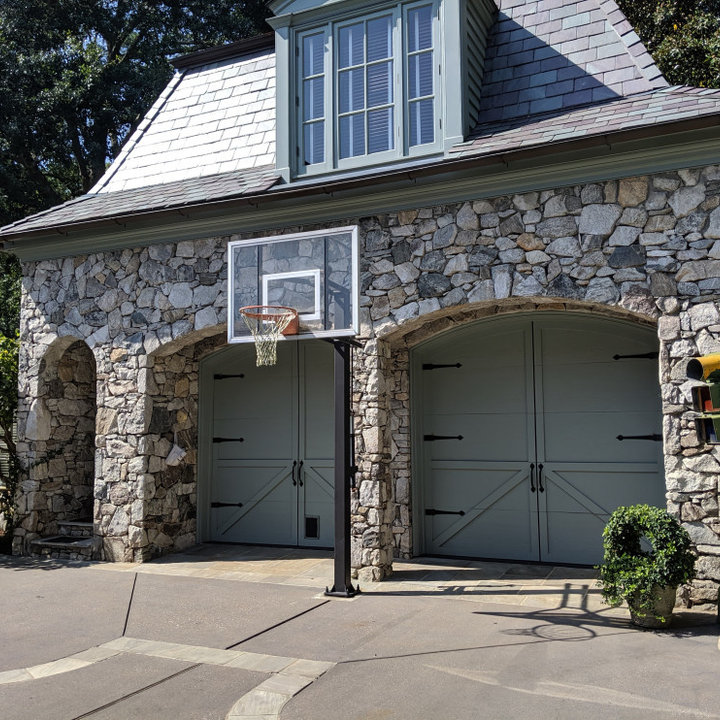 75 French Country Garage and Shed Ideas You'll Love - May, 2026 | Houzz