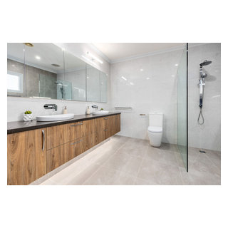 Spectacular Blend of Warmth in this Modern Main Bathroom Renovation ...