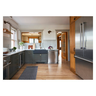 Tosa Village - Traditional - Kitchen - Milwaukee - by Story Hill ...