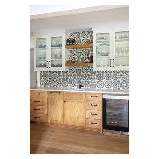 Frontier Court - Remodel - Farmhouse - Home Bar - Dallas - by Le Belle ...