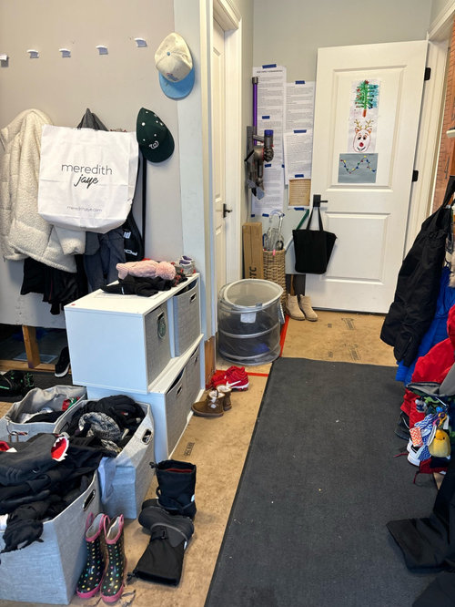 Mud Room Ideas - family of 6 | Houzz Forum