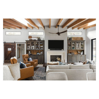 Ranch Revival - Farmhouse - Living Room - Los Angeles - by Courtney ...