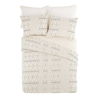 Geo Tick Fq Quilt - Scandinavian - Quilts And Quilt Sets - by Peking ...