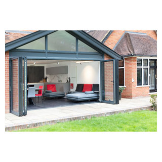 Vann House Finchampstead - Modern - Exterior - Berkshire - by Next Gen ...