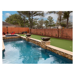 The Thomas' Project - Contemporary - Pool - Houston - by Platinum Pools ...